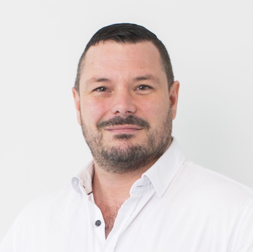 About Us - Paragon Computers