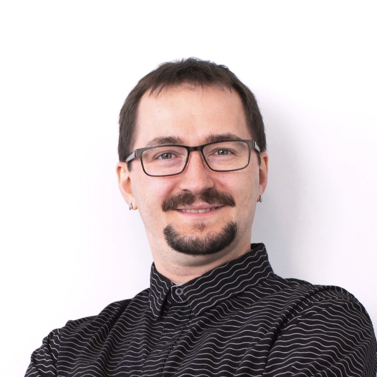 About Us - Paragon Computers